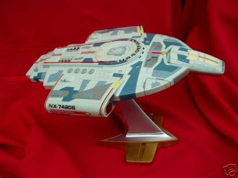 Star Trek Uss Defiant Nx 74205 Valiant Class Destroyer 24927509
