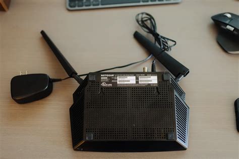 Netgear Ac1200 Wifi Router With Docsis 3 0 Cable Modem Up To 1 2gbps C6220 Av6ze Ge