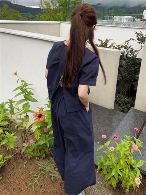 코튼 크롭 뒷트임 반팔 블라우스 버튼 플리츠 롱스커트 투피스 세트 2color 에이블리