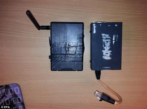 Hacker Gang Used Tiny Screen Grabbing ‘bug Installed By Bogus Repairman In Audacious Cyber