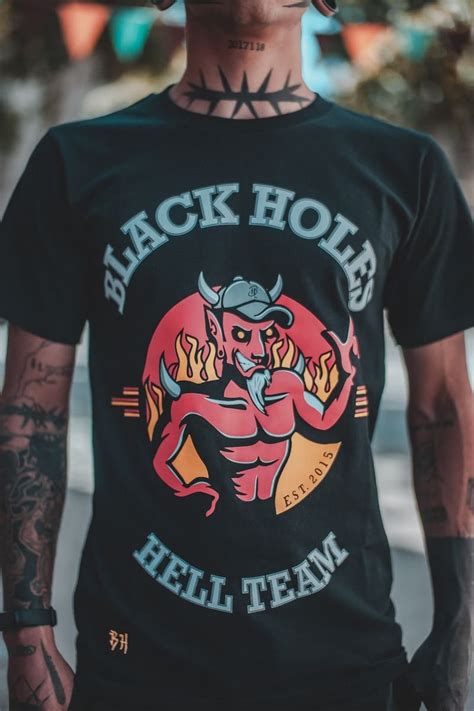 Polera Hell Team Blackholes