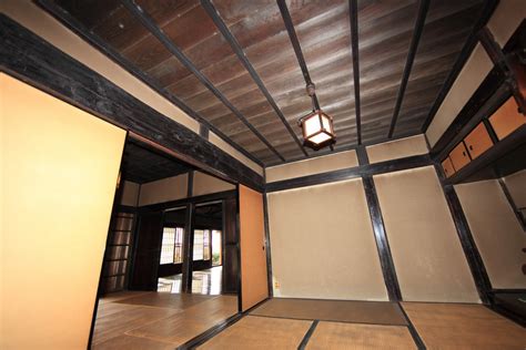 무료 이미지 건축물 맨션 집 바닥 건물 천장 홀 사무실 거실 사업 방 조명 인테리어 디자인 통로 긴 계단 창문들 대칭 깊이 재산 로비