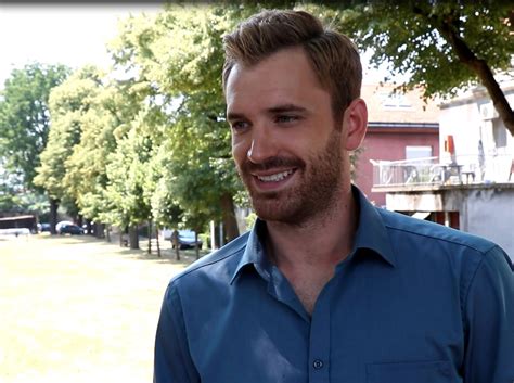 Momčilo Otašević Zvijezda Nove Hrvatske Serije Partnerka Mu Nives Celzijus Cdm