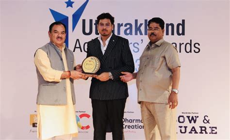 Dr Neeraj Gupta Is Touching New Heights With His Business Skill Himalayan Buzz