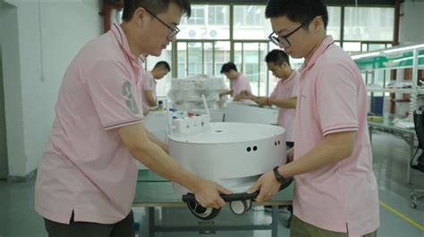 Fdata Robot On Linkedin Autonomousmobilerobot Odm Wheelrobot Mobilerobotplatform Robotchassis