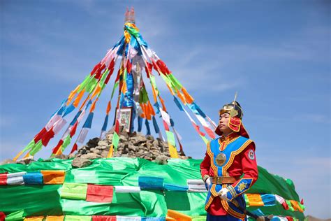 Говь гурван сайхан уулын Их тахилгат хайрхны тэнгэрийг тайх ёслол болов