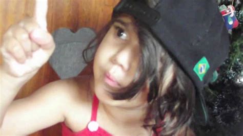 Minha Sobrinha Cantando Para A F T Youtube