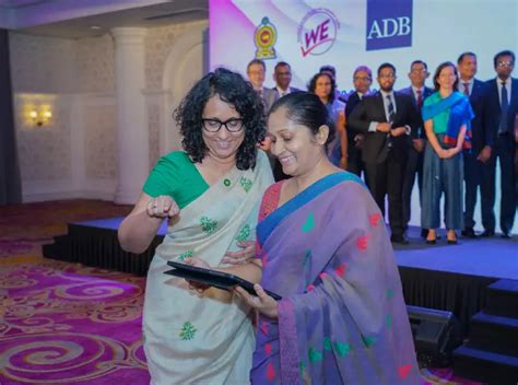 ජාතික ආර්ථිකයට කාන්තා සහභාගීත්වය වැඩි කර ගැනීමේ දැඩි අවශ්‍යතාවක් තිබෙනවා අග්‍රාමාත්‍ය ආචාර්ය