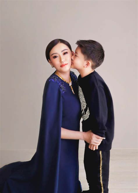 មិនខ្វល់ច្រើន ដេត ម៉ាលីណា បង្ហាញអារម្មណ៍ដាក់កូនប្រុសយ៉ាងរំភើបថា Khmerload Cambodia