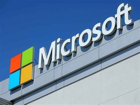 Microsoft Working To Bring Surface Laptops With New AI Enabled Features