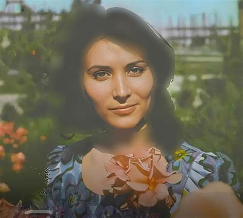 پروانه معصومی خانم مدل زیبایی که عکاسش عاشق او شد بیوگرافی و عکس ها