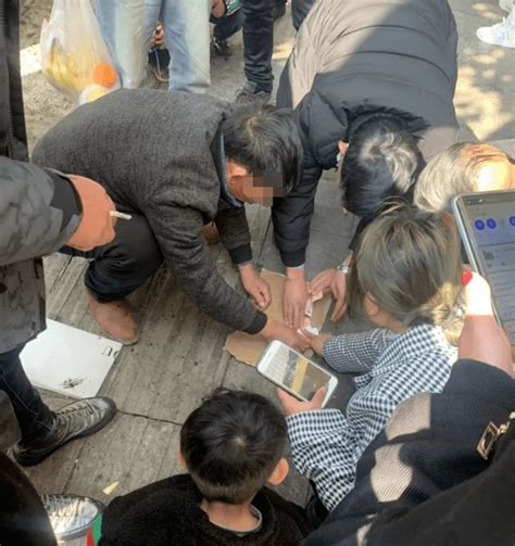 遇到这种人请远离！毕节街头已出现！庄家群众王八