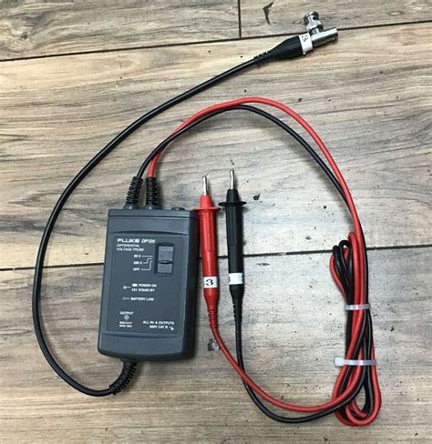 Fluke Dp120 Differenttial Voltage Probe 600v 6 5v For Sale Electronic Circuits