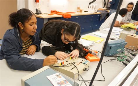 Bhs Mechatronics Engineering Lab Classroom Open Berkeley Unified