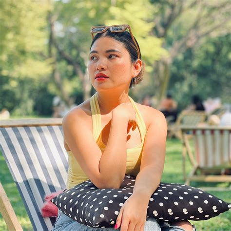 เช่าชุดผ้าไหม ผ้าไทย ร้านแพรพิไล เพชรบุรี Phetchaburi