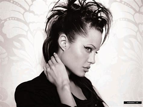 700 Портрет шпалери на робочий стіл Hd 🔥 Скачати Безкоштовно заставки