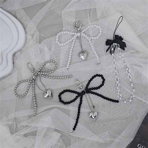 올마이라이프 🎀리본키링🎀 진주 비즈 스트랩 발레코어 키치 러블리 무드 부착형 Y2k 감성 실버 메탈 하트 열쇠고리 폰꾸 백꾸 가방걸이 텀꾸 예쁜 귀여운 무난한 포인트