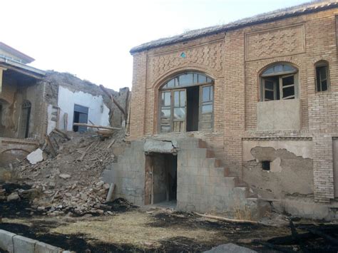 خانه ساری اصلانی وضعیت مناسبی ندارد اوقاف برای مرمت بنا پای کار نمی