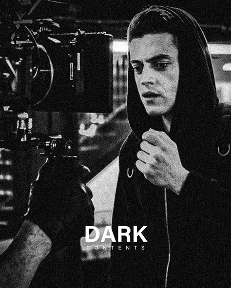 Rami Malek Elliot Alderson On The Set Of Mr Robot Fsocity