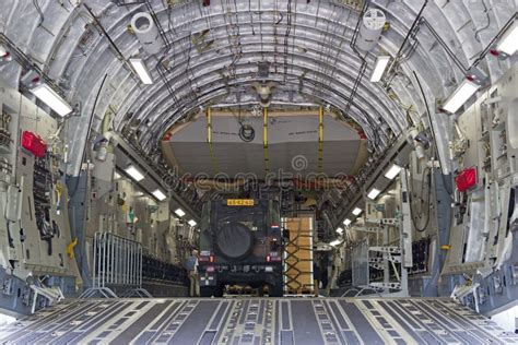 Interior C 17 Foto Editorial Imagen De Militar Adentro 42505496