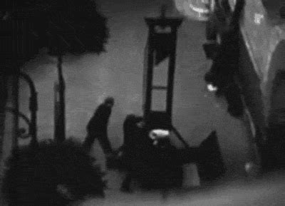 Nakarajan Hamida Djandoubi Was Execued In France With Guillotine At