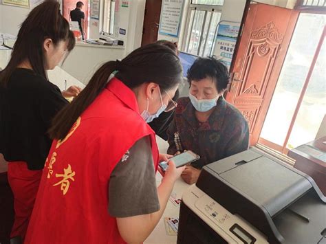 朔里镇矿业社区开展“暖民心”行动——老年助餐志愿服务杜集区人民政府