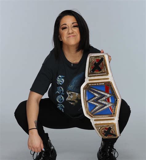 378 Me Gusta 5 Comentarios Bayley News Smilingforbayley En