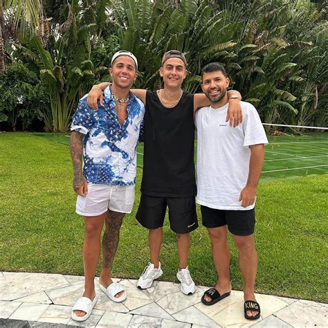 パウロ・ディバラさんのインスタグラム写真 パウロ・ディバラinstagram「😎🏝️」6月26日 7時22分 Paulodybala