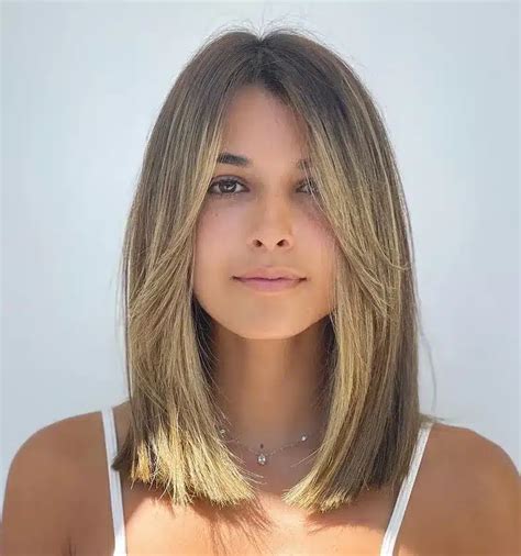 38 Easy To Maintain Medium Length Hairstyles With Bangs