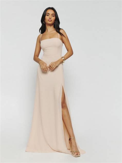 Editor S Picks The Best Beach Bridesmaid Dresses