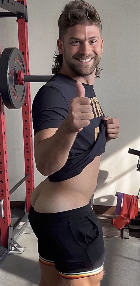 Stephen Lomas Explore Tumblr Posts And Blogs Tumgik