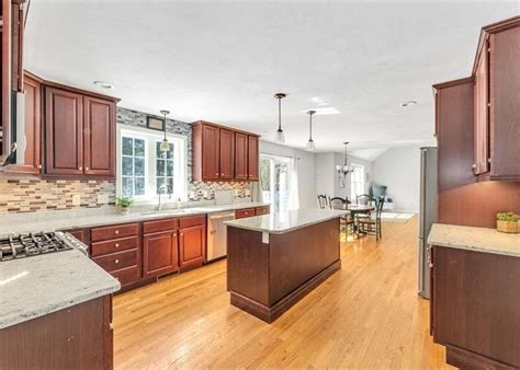 1313 Whipple Rd Tewksbury Ma 01876 Redfin