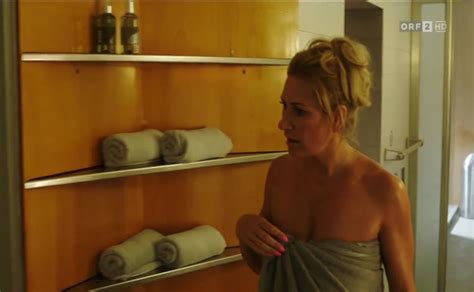 Angelika Niedetzky Butt Breasts Scene In Bier Royal Aznude