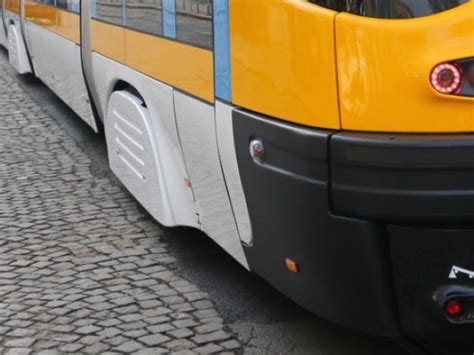 80 годишна жена бе влачена от трамвай в София