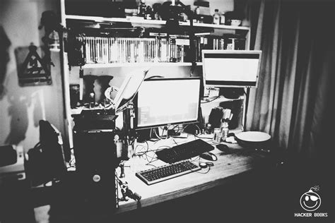 Hacker Books T E C H N O M A G E I N D U S T R I E S