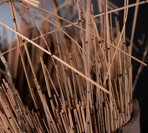 Ceramic Base Wreath Composition By Pere Padrós Floos