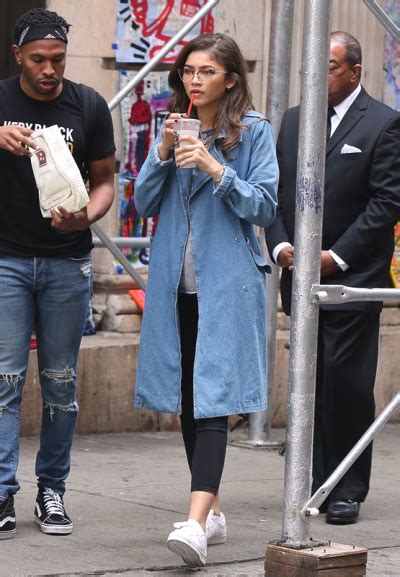 Zendaya Out And About In Nyc Tumbex