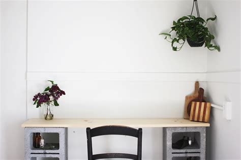 Diy Cinder Block Table The Merrythought