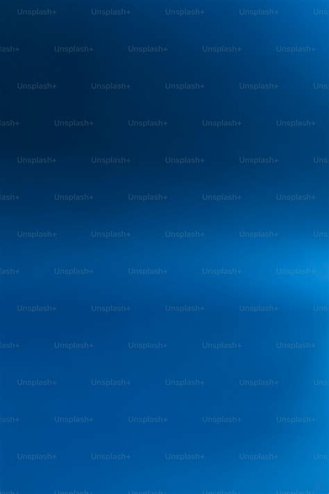 파란색 배경의 컴퓨터 화면 사진 Unsplash의 파란색 배경 이미지