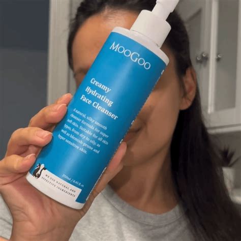 Creamy Hydrating Face Cleanser All Skin Types Moogoo Au