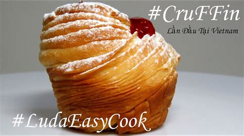 Пасхальный КРАФФИН Королевская выпечка из слоеного теста Люда Изи Кук см таже Кулич Краффин на