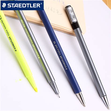 宝珠笔和圆珠笔 宝珠笔签字笔 圆珠笔笔芯 大山谷图库