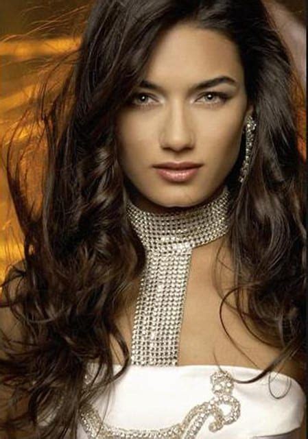 Hande Ercel Turkish Actress Turkish Drama