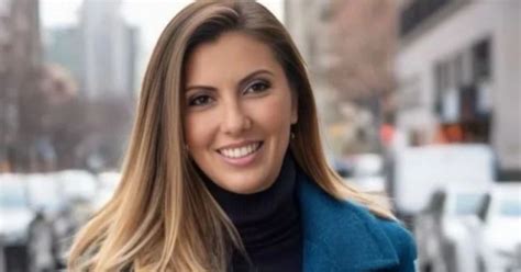 Галена Великова от Денсинг старс с мъж милионер и две красиви дъщери Снимки За Жената