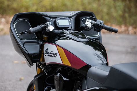 First Look At Custom Indian Challenger Racing In The King Of The Baggers Maxim