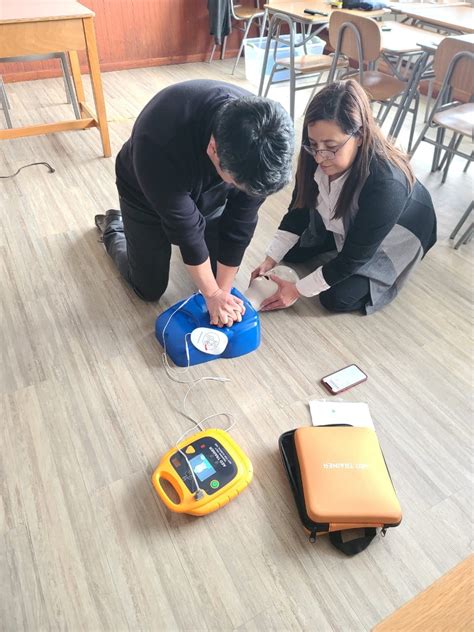 Desfibrilador Externo Automático Preston