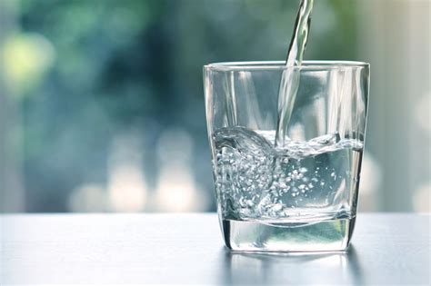 鹼性水礦泉水純水哪種水最健康 今周刊