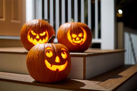 30 Best Pumpkin Faces To Carve For Halloween And Add Some Spooky Fun To