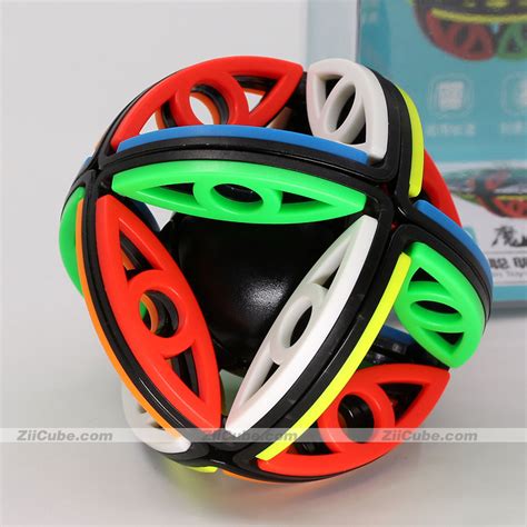 Yuxin 2x2x2 Magic Eye Cube Puzzle Intellectual Toy Magic Cube []