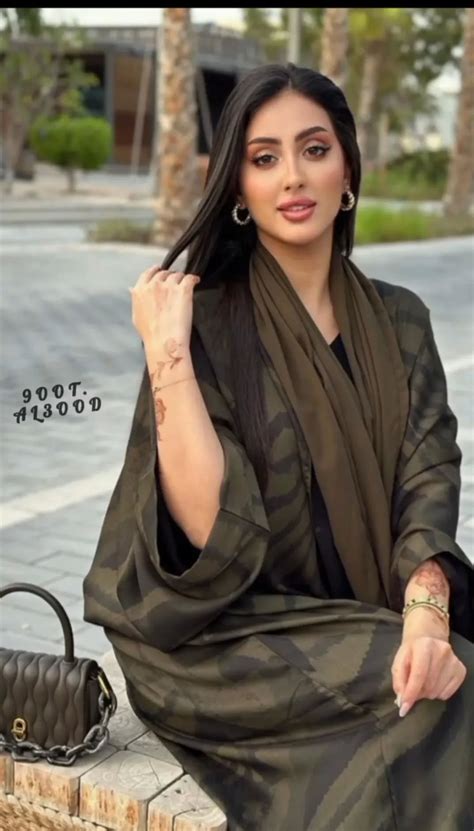 حضريه سعوديه مطلقة عقيم سبب الطلاق هو العقم العمر ٤٢ مهتمه بنفسي شكلي